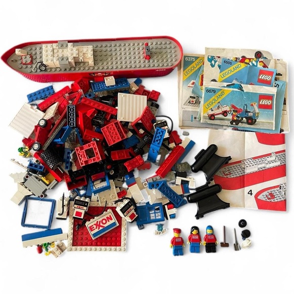Lego | Toys | Vintage Lego Lot Includes Lego Town Exxon Gas Station ...